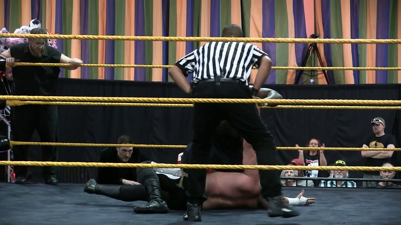 Wxw wrestling controversial the wreckoning - YouTube