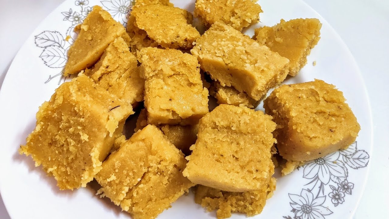 সবচেয়ে সহজ ভাবে ঐতিহ্যবাহী বিবিখানা পিঠা। laboni's kitchen - YouTube