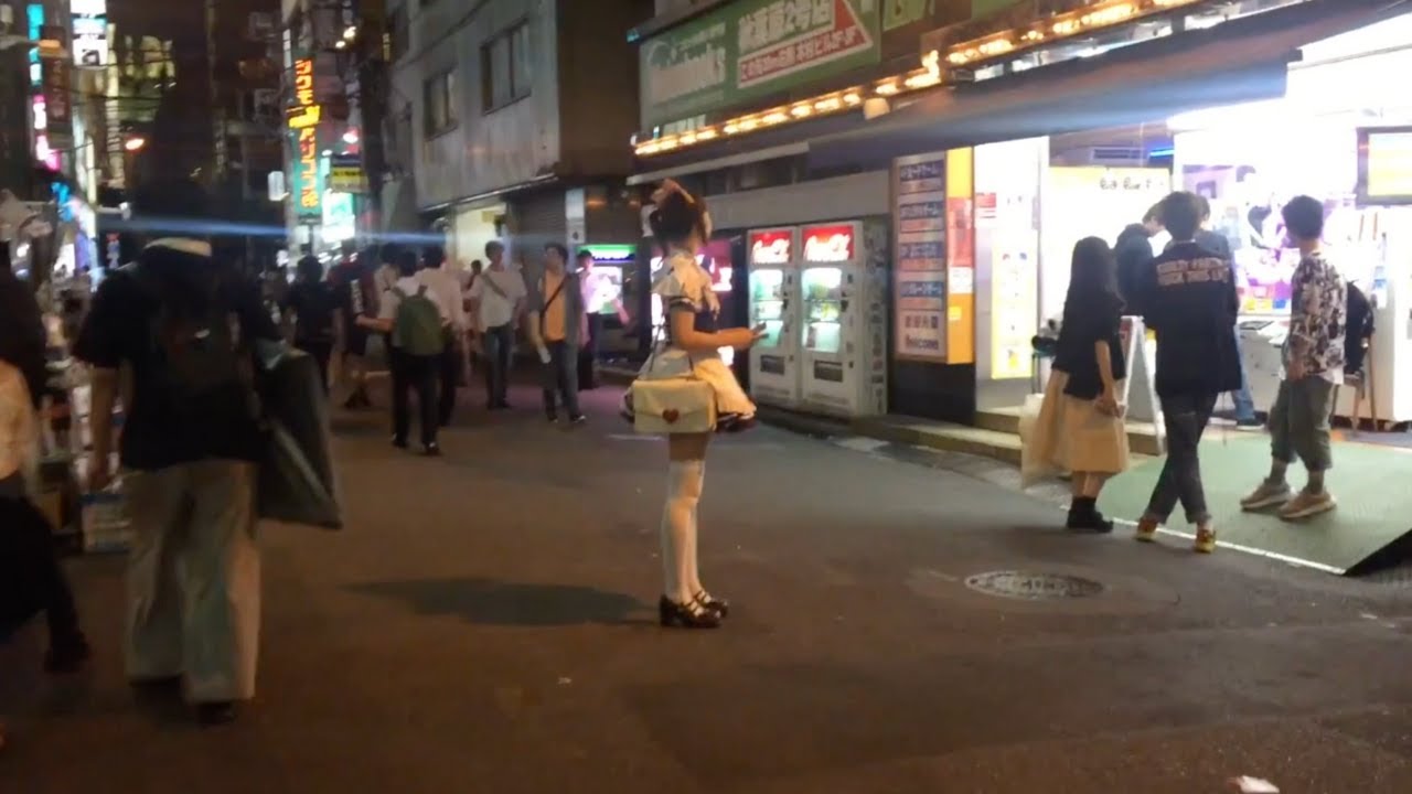 Walking the Streets in Tokyo, Japan - Sounds of the City - YouTube