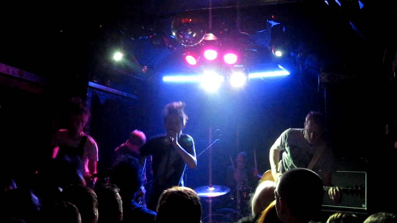 La Dispute - A Departure - HD - Vienna @ B72 2012 01 20 - YouTube