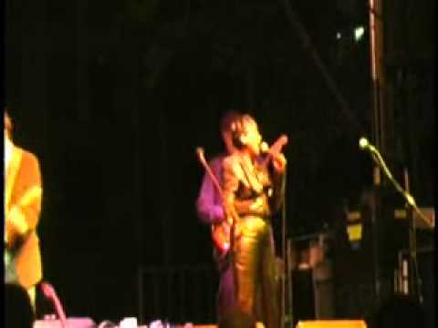 Uvee Hayes @ Taste of St. Louis 10/02/10 - YouTube