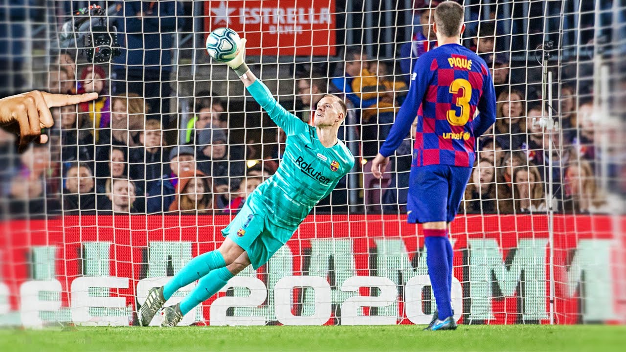 These Goalkeepers Are Unbeatable! - YouTube