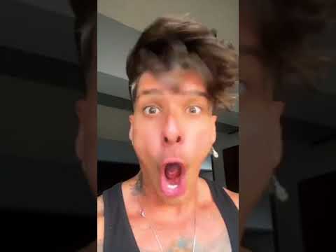 Tik Tok Gilmhercroes laughing kick