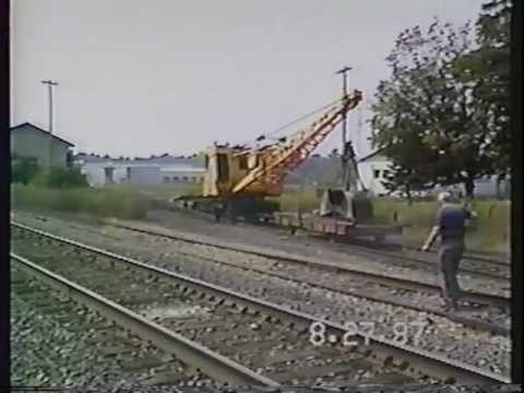 Old Conrail Crane 8-27-1997 - YouTube