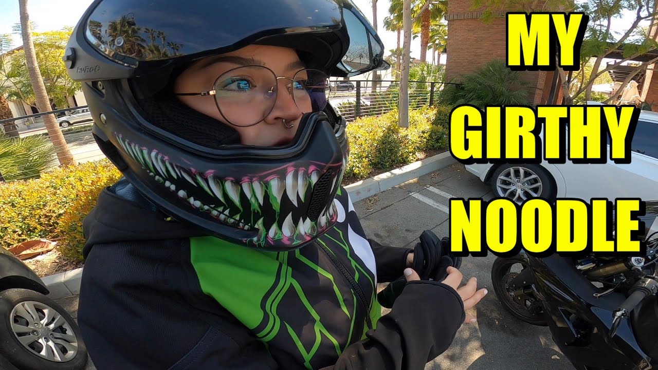 Slurpin My Girthy Noodle - YouTube