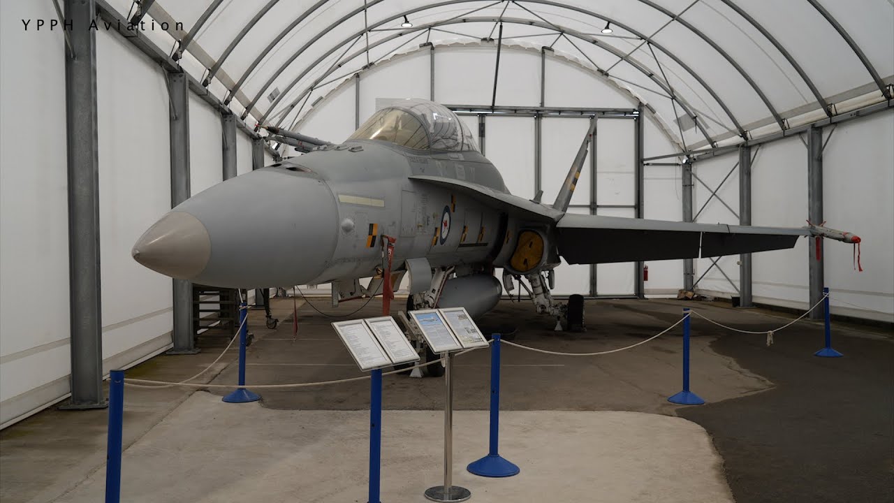 Bullcreek Aviation Museum - Tornado GR4 & MD F/A-18 Hornet. - YouTube
