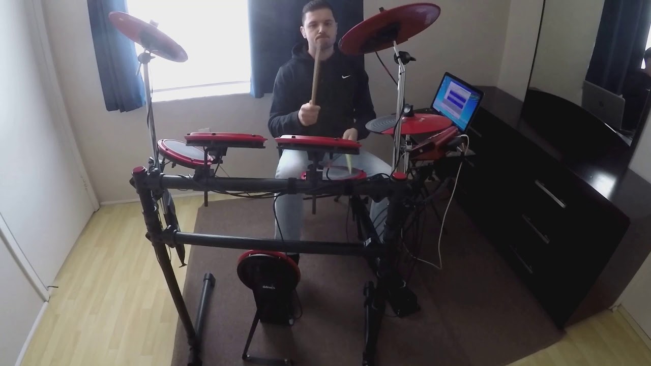 AMADEUS Band (LIVE) - Lazu te (Drum Cover by NemanjAMADEUS) - YouTube