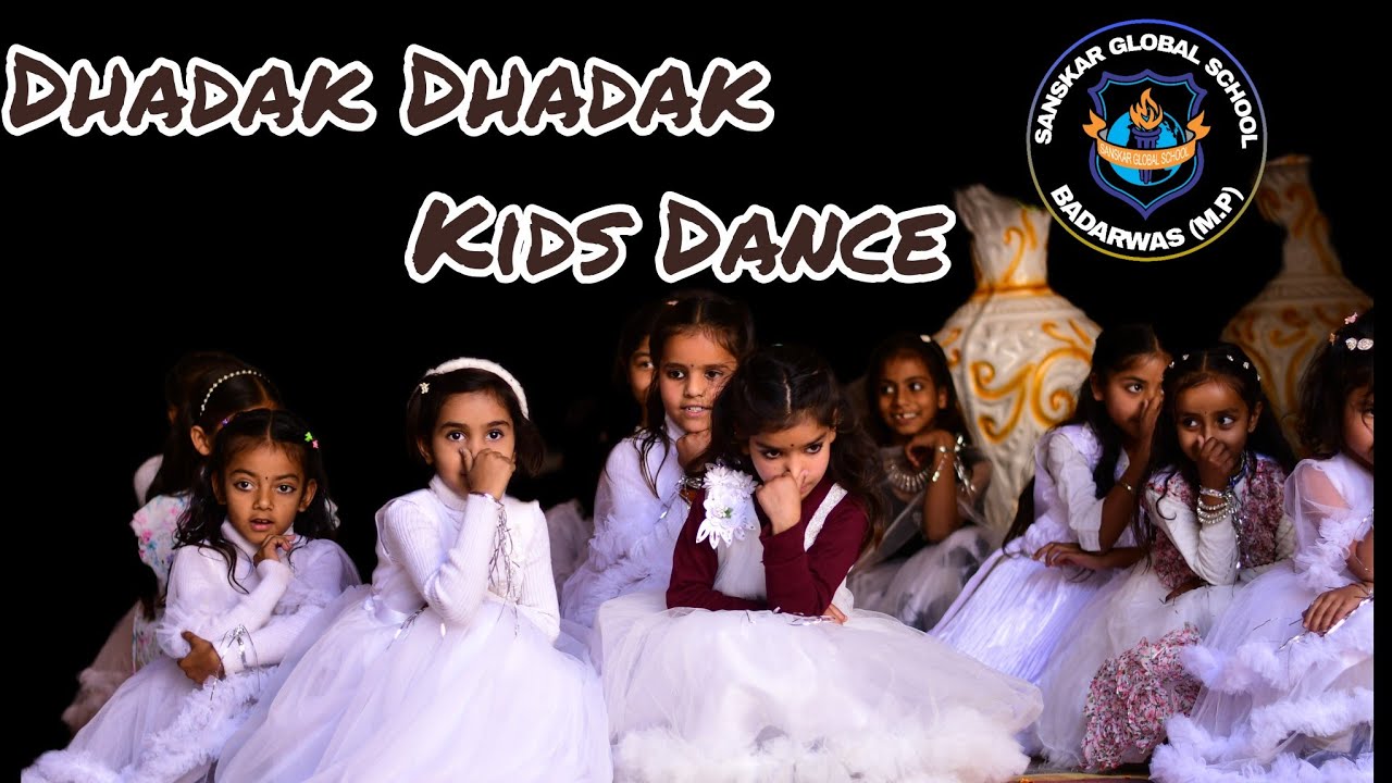 Dhadak Dhadak | Kids Dance | Banty Aur Babli | Annual function - YouTube
