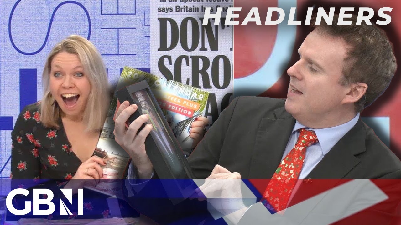 Santa-Schaffer gives Headliners panel QUESTIONABLE Christmas presents ...