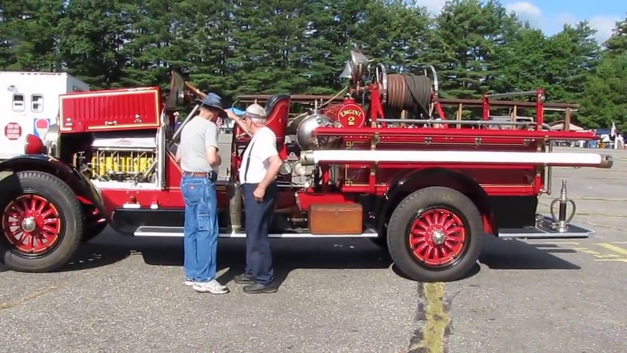 1923 Stutz Model K "Baby Stutz" Fire Engine 2 - YouTube