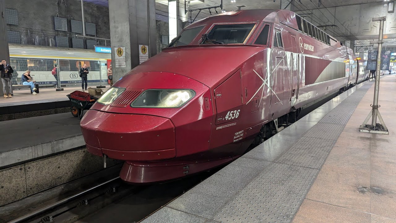 Eurostar Red: Rotterdam - Antwerpen 300 km/h in first class. - YouTube