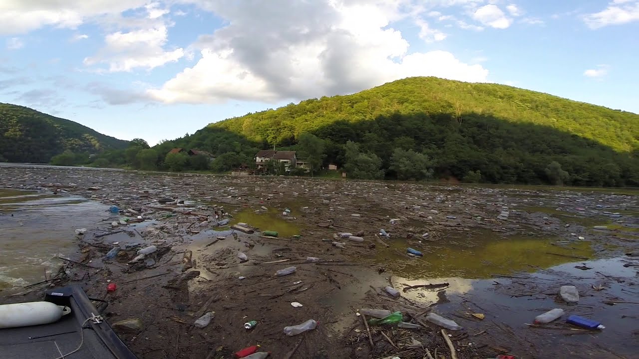 Lacul Cincis - inundatie Iunie 2020 - deseuri aduse de apa - YouTube
