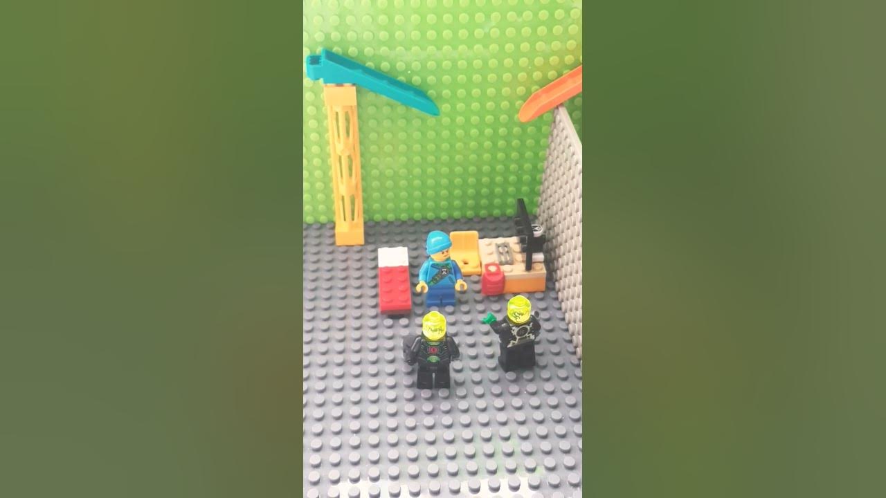 ПРИШЕЛЬЦЫ В РОССИИ #лего #шортс #прикол #youtube #lego # - YouTube