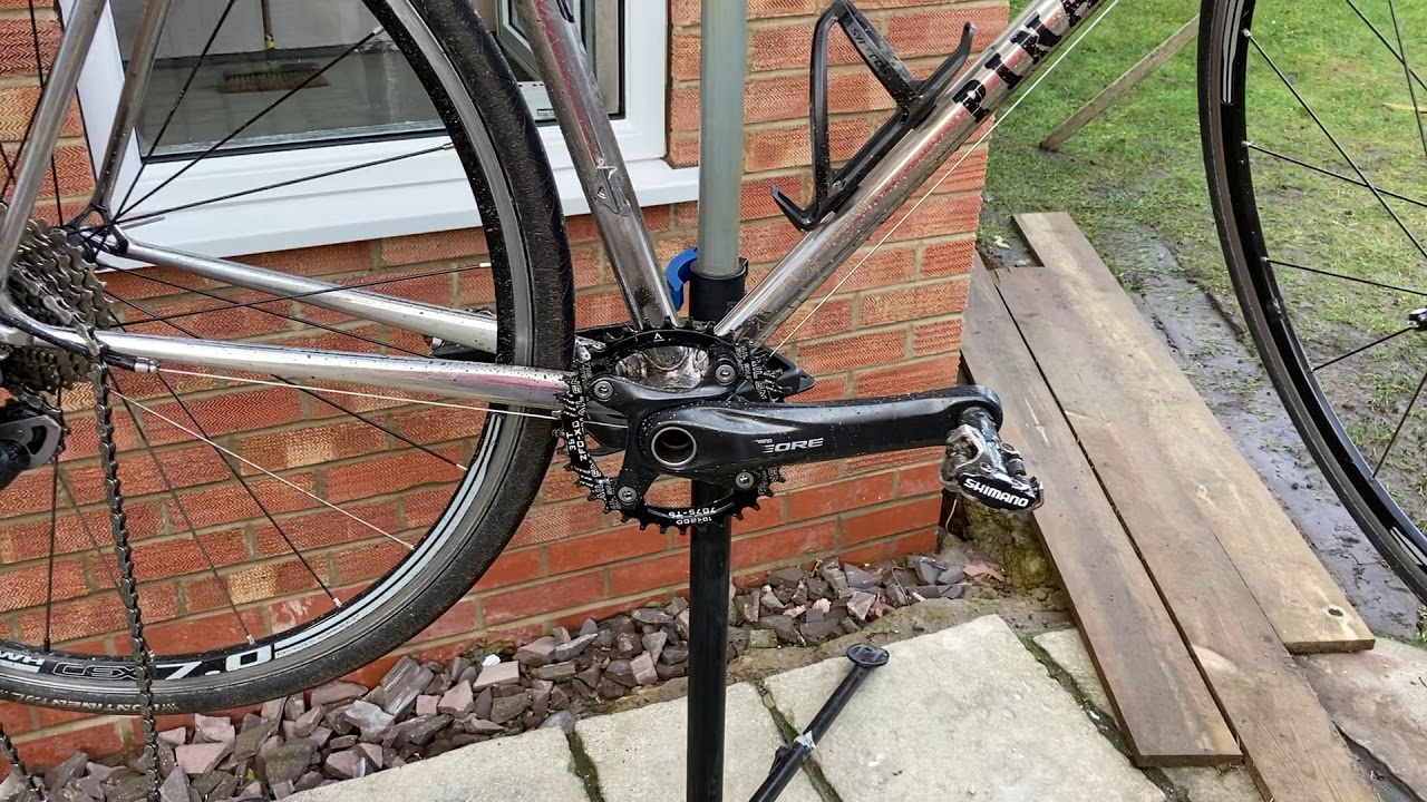 Mr Hambini bottom bracket spin test - YouTube