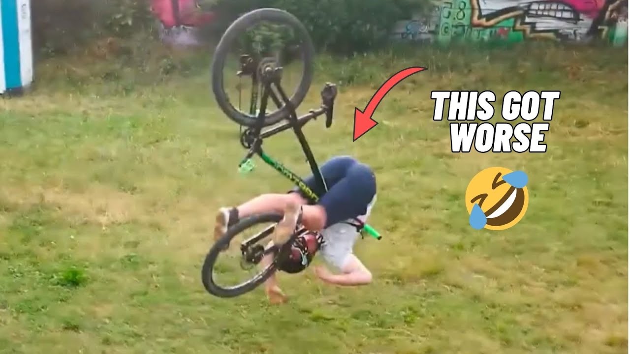 Try not to laugh | Hilarious funny fails of the week - YouTube