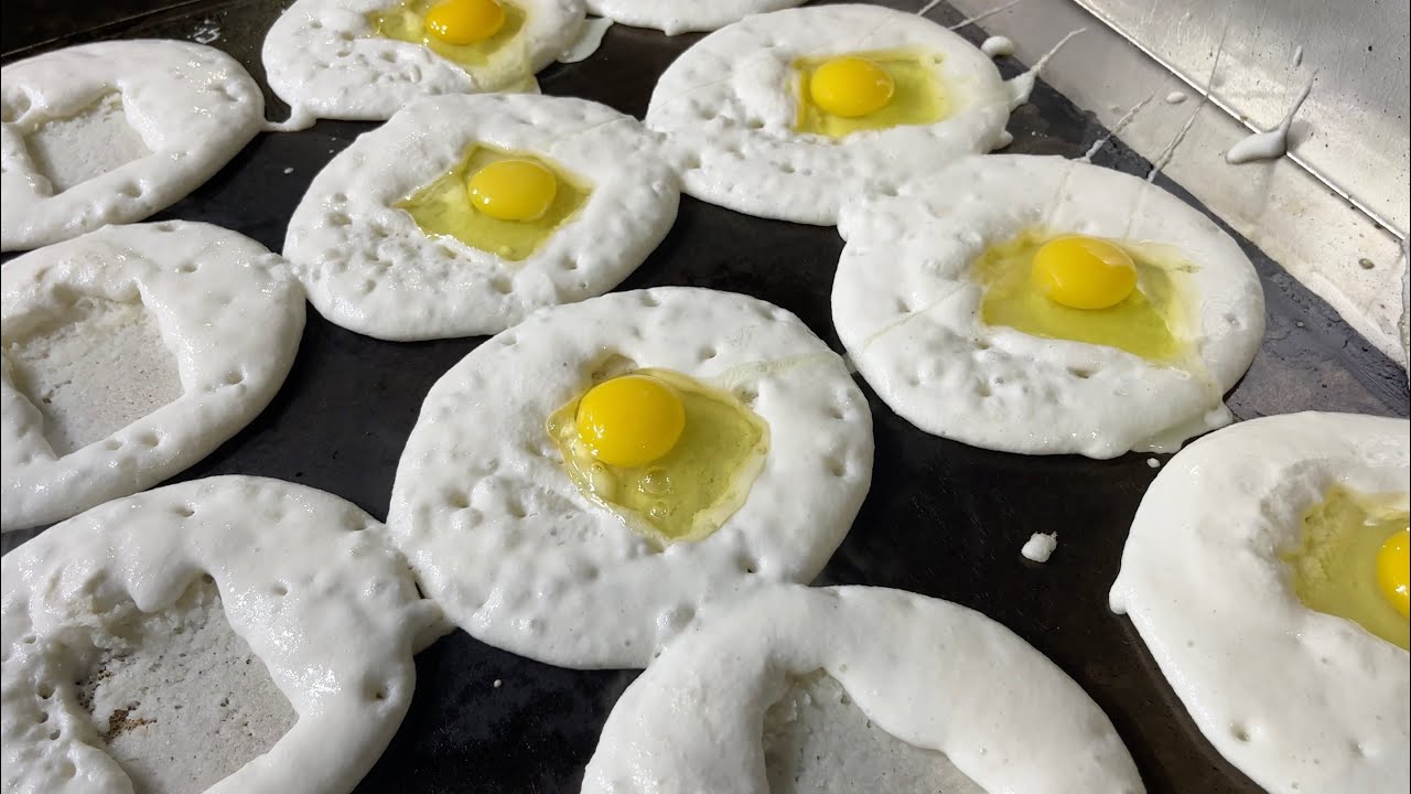 Famous Mutta Dosai of Chennai | Indian Street Food - YouTube