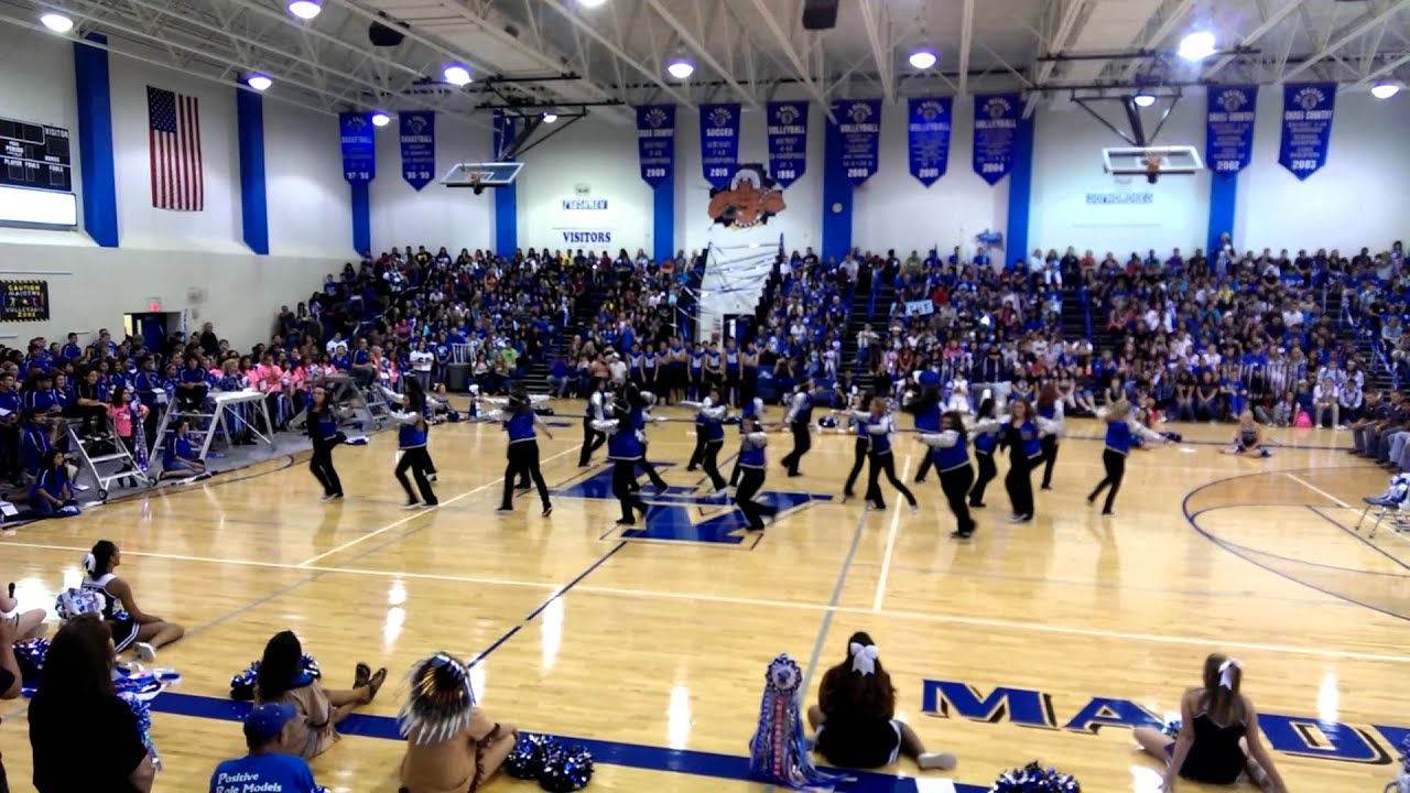 Lake view Chiefettes pep rally dance routine - YouTube