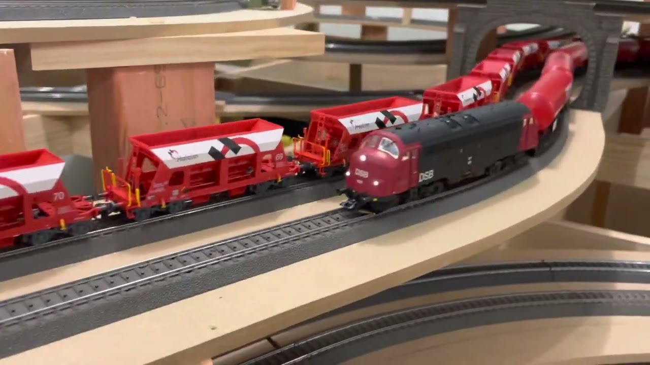 Marklin Test Run of New Layout - YouTube