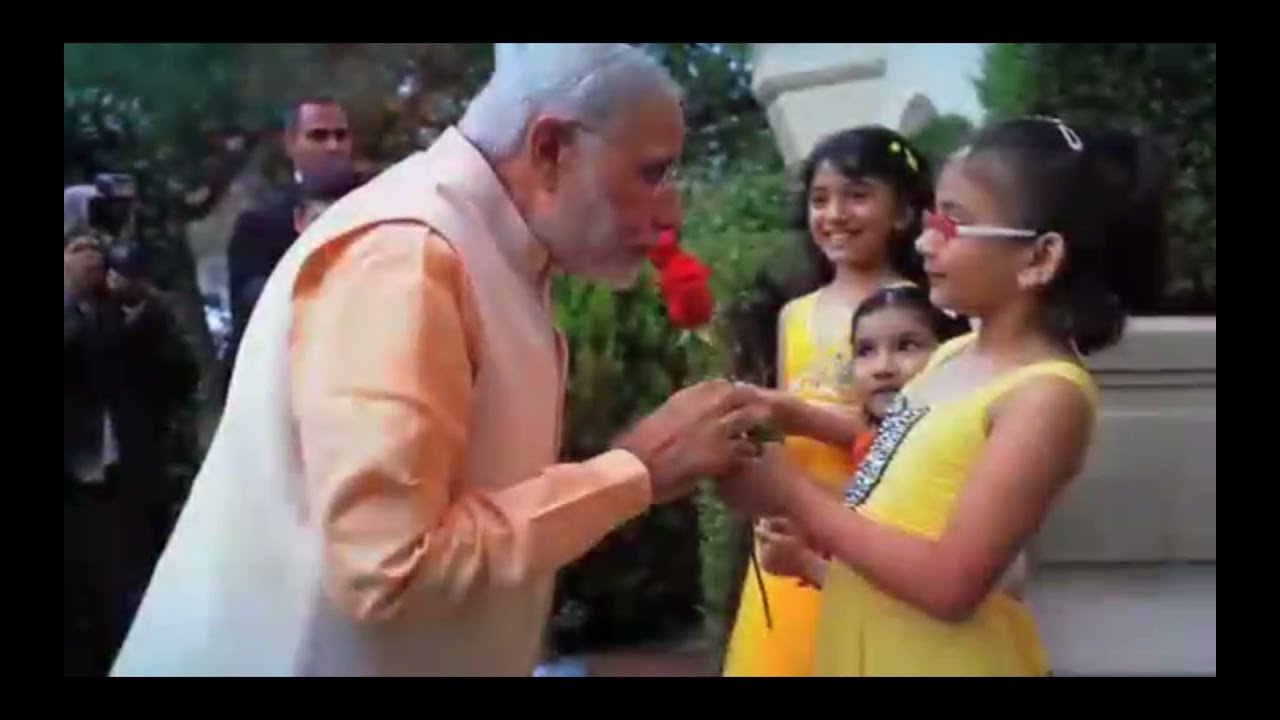 Narendra Modi meet with children - YouTube
