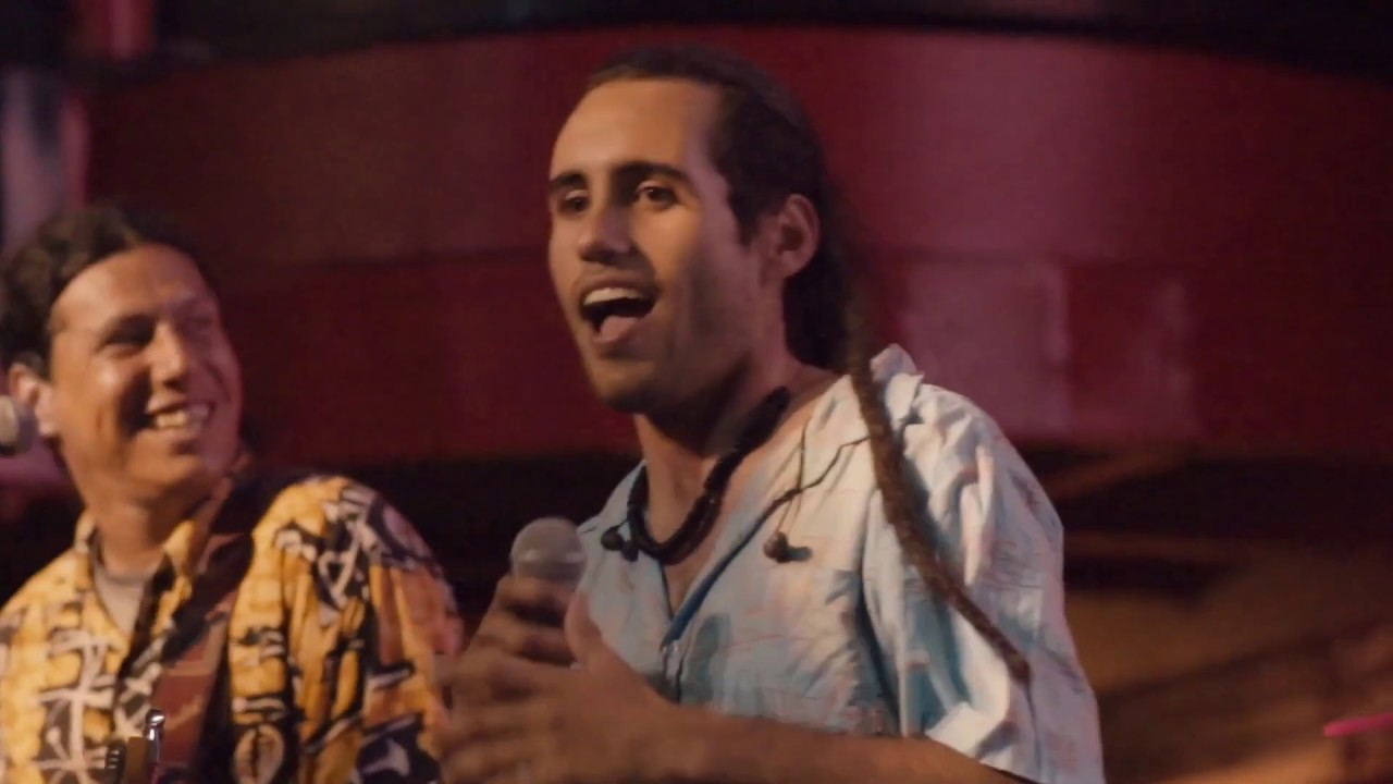 GOZA LA MANGO // LA MANGO BORRACHO (EN VIVO) - YouTube