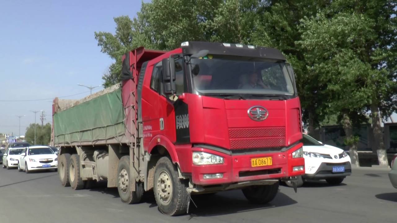 LORRIES IN CHANGCHUN CHINA MAY 2016 - YouTube