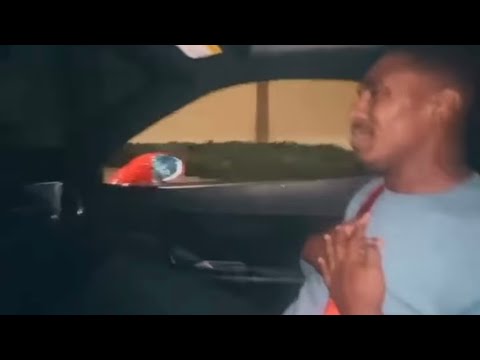MC RYAN LEVA UM PASTOR PARA ANDAR NA SUA FERRARI E DEIXA ELE DIRIGIR E ...