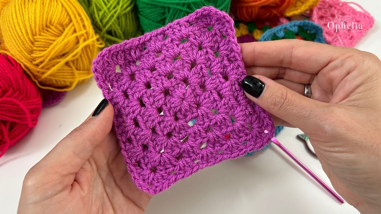 How To Crochet A Granny Square (single colour) Tutorial Beginner ...