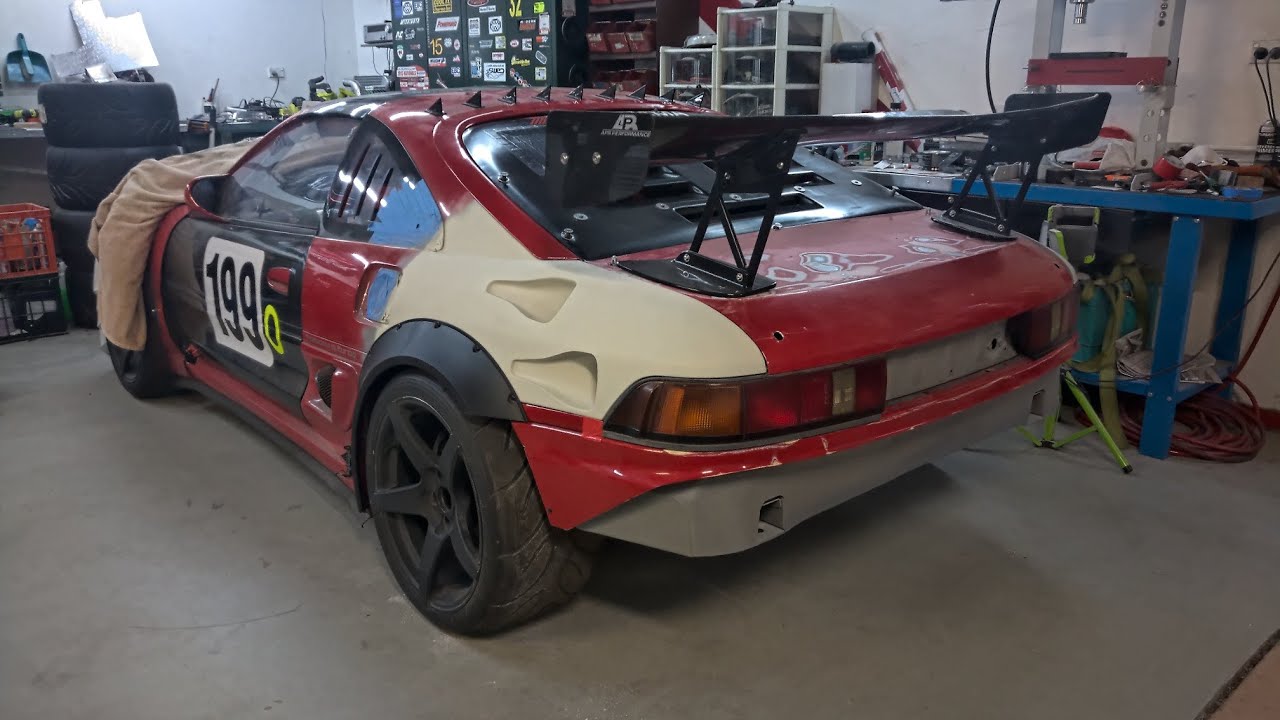 MR2 Crash Repair Update #7 - YouTube