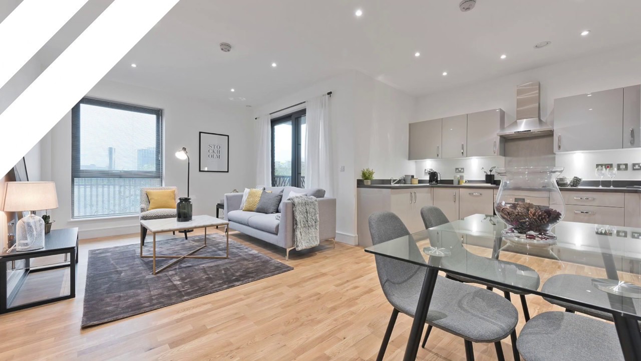 Share to Buy Spotlight on Red Loft - YouTube