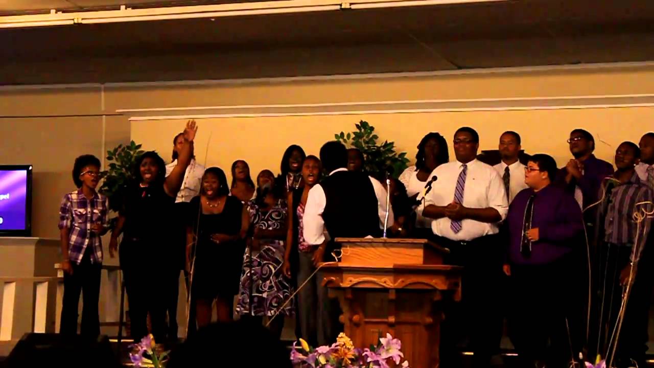 Lifted Voices Gospel Choir Fall Fest 2010 - YouTube