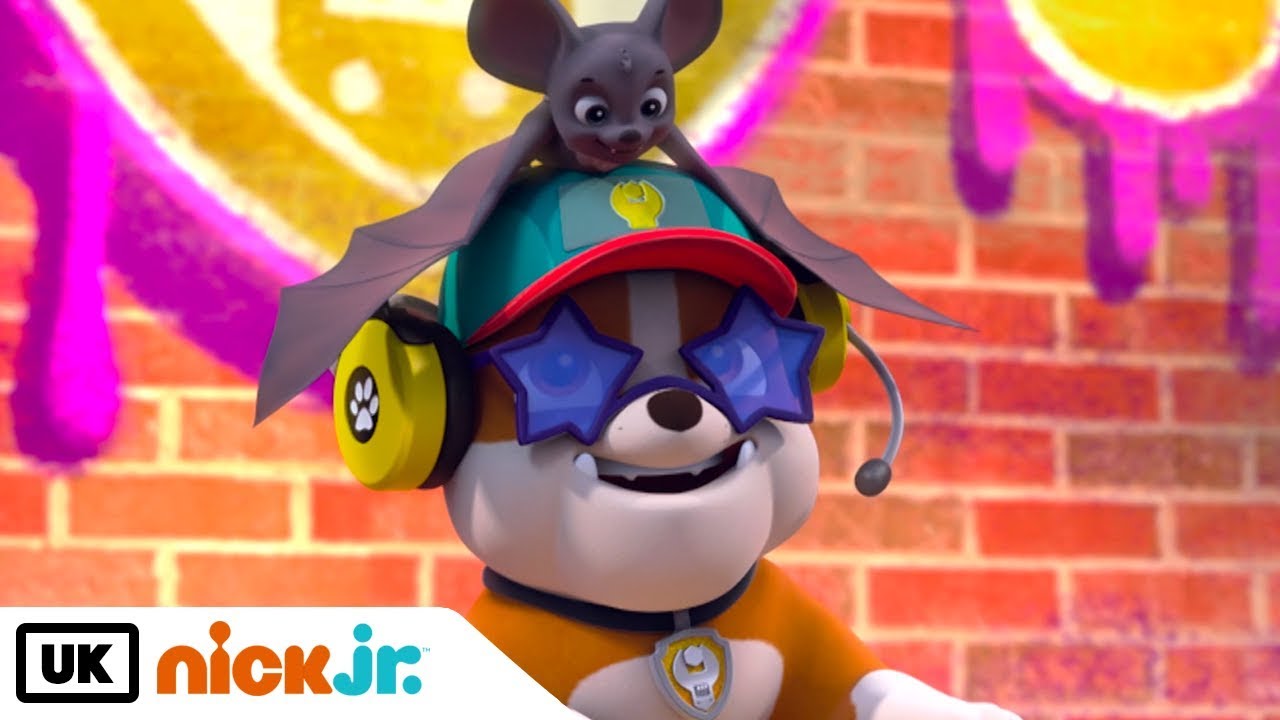 Paw Patrol | Pups Party With Bats | Nick Jr. UK - YouTube