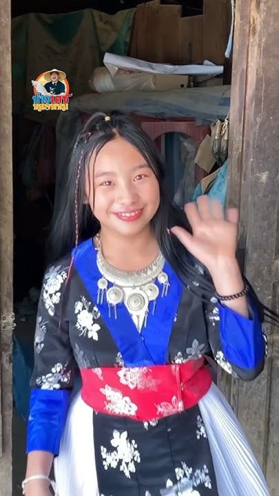 สาวลาว สาวๆลาวสูง ใส่ชุดชนเผ่าม้งสวยๆน่ารักๆ บ่าวเดชนครพนม พาเลาะพาเที่ยว Youtube