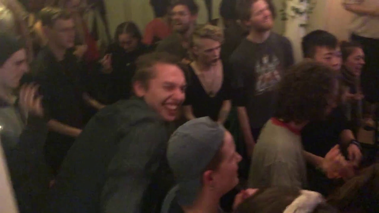 Surly Grrly Cover of What's Up (4 Non-Blondes) - YouTube