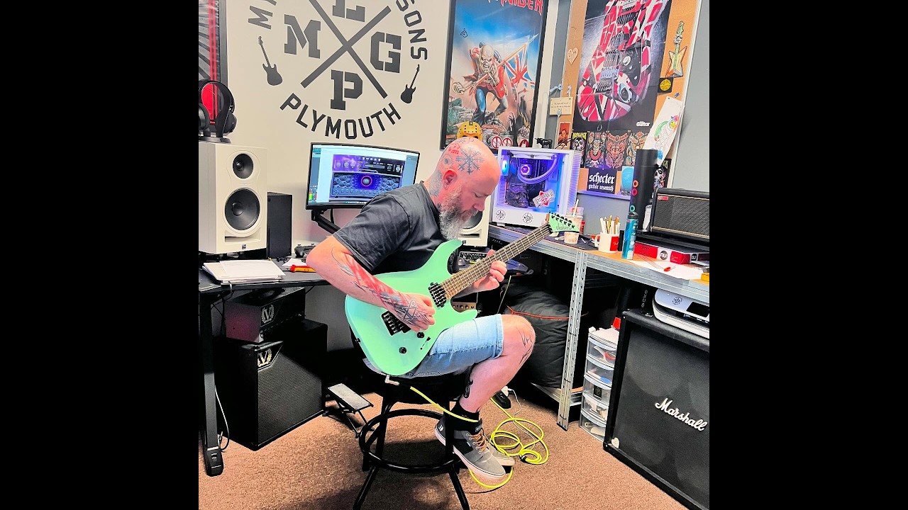 D Minor Shred Lick #guitar #shredguitar @NeuralDSP #johnpetrucci - YouTube