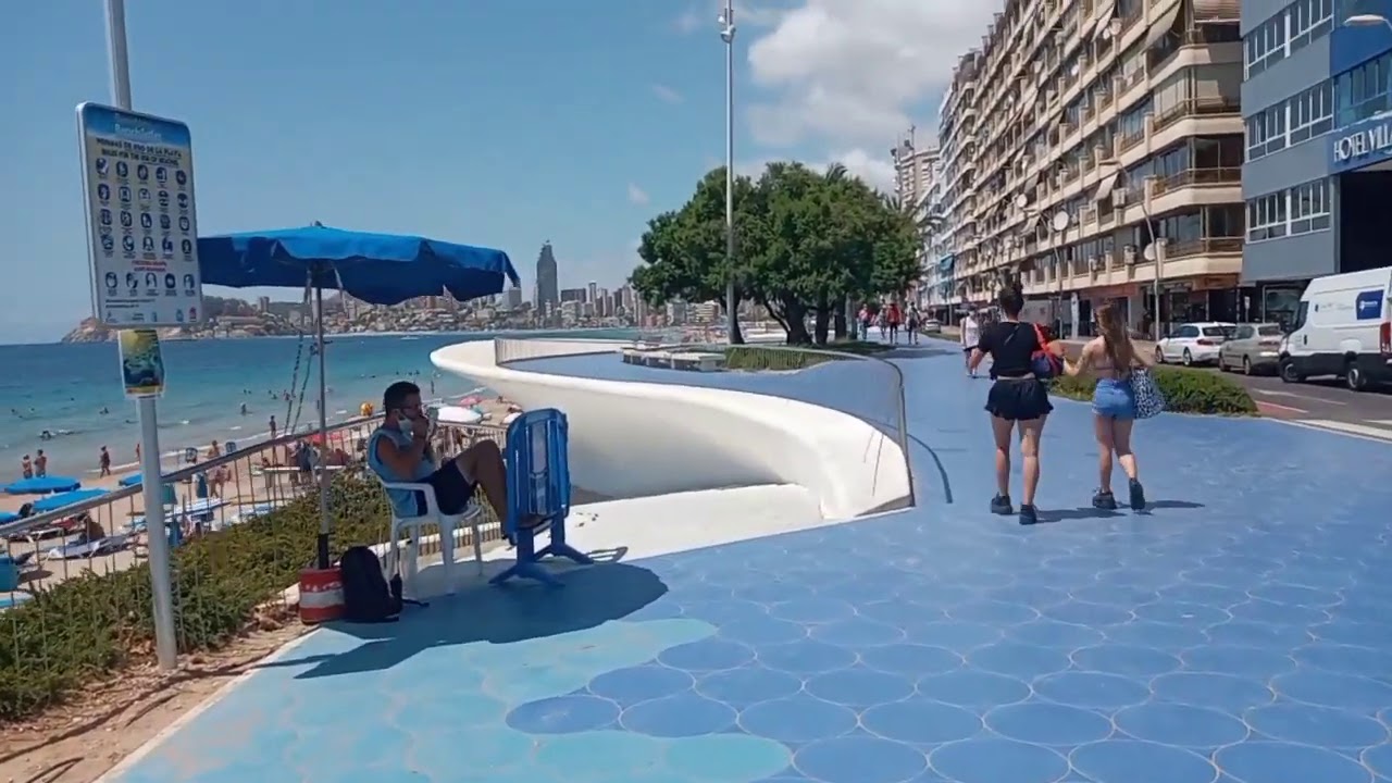 Poniente beach looks busy|Benidorm 2020|Today's benidorm|Benidorm ...