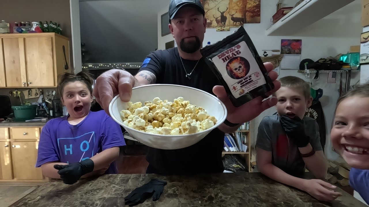 Spicy Popcorn Roulette - YouTube