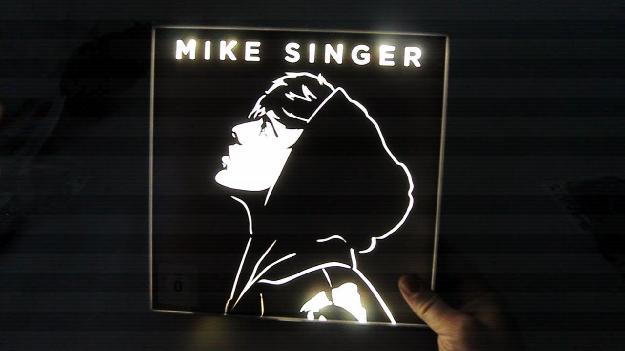 MIKE SINGER - DEJA VU ( Fanbox) UNBOXING - YouTube