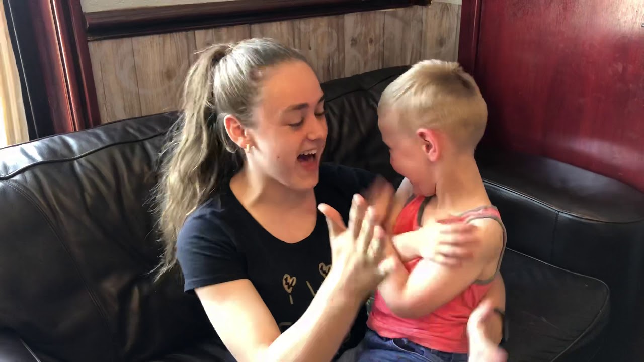 Sign along with us - Lady - Makaton - Jade and Christian Kilduff - YouTube
