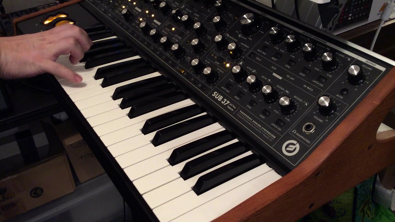 Rush “Xanadu” Synth Solo - YouTube