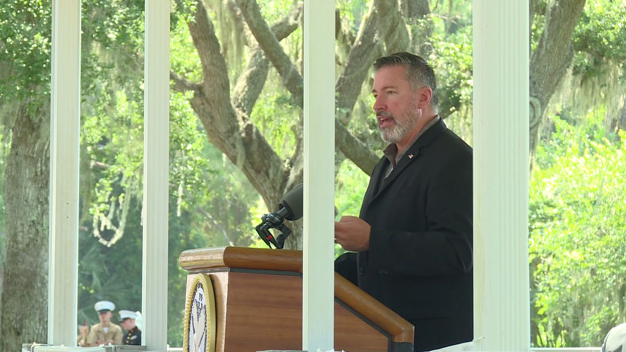 Scott Neil, retired Green Beret, remembers the fallen at Bay Pines ...