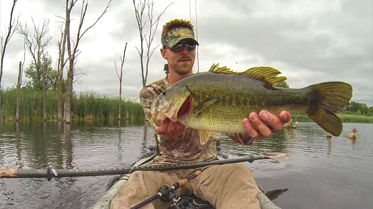 Frog Fishing A Hidden Bay - YouTube
