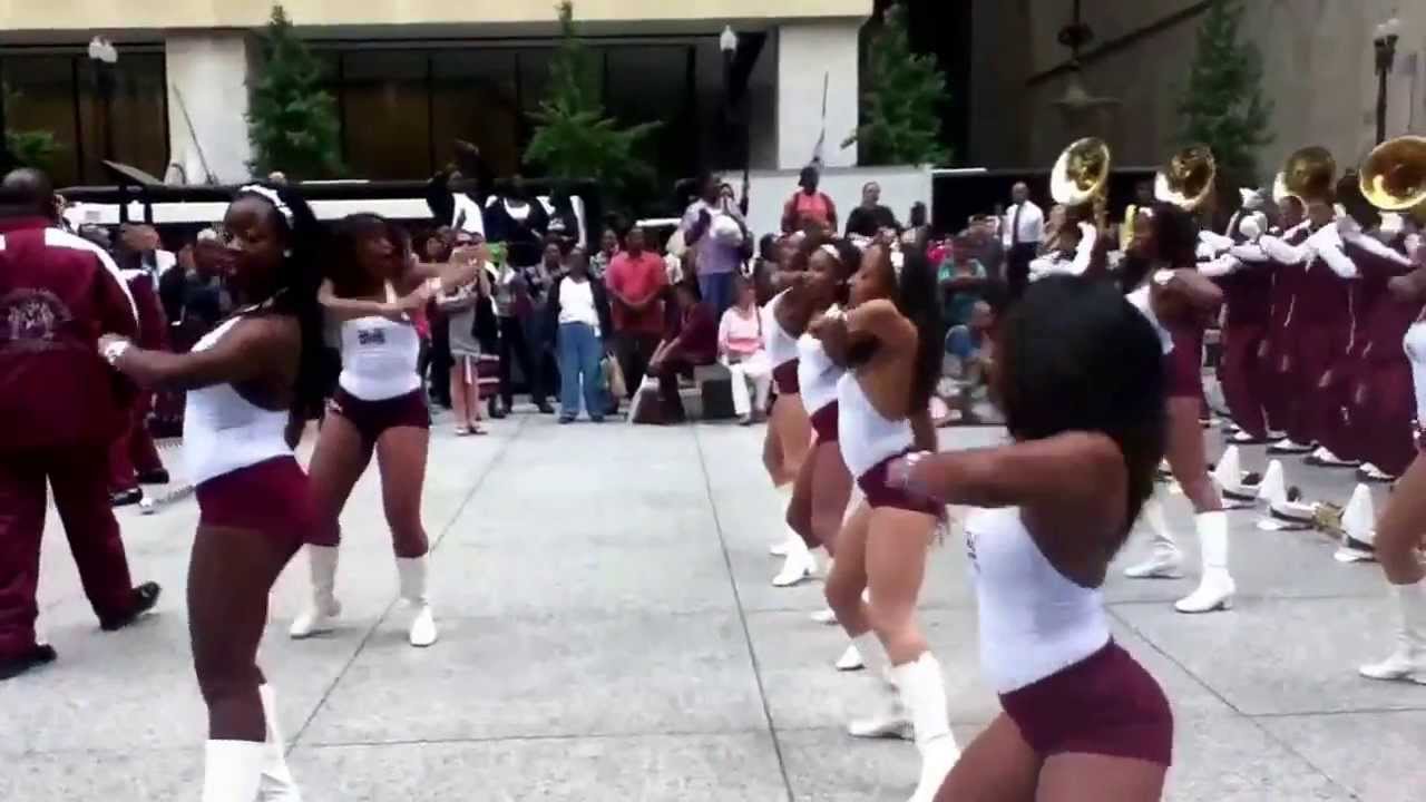 MoreHouse University Marching Band - YouTube