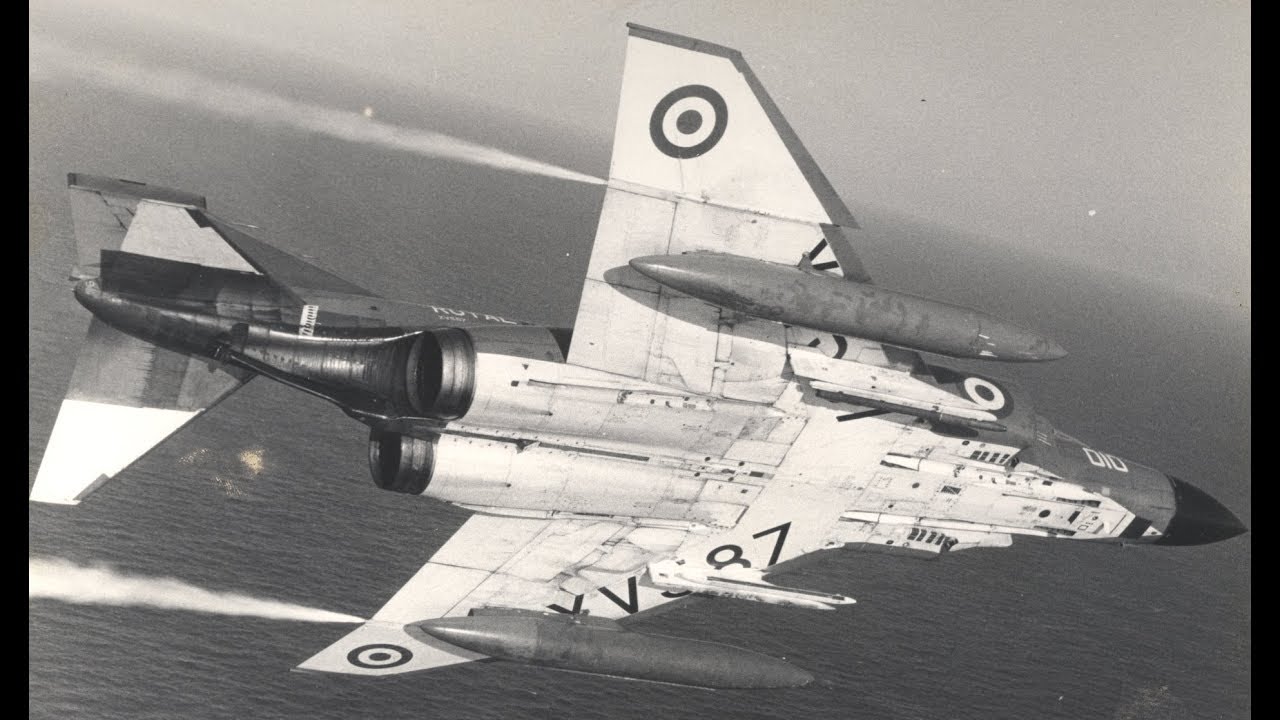 HANDS TO FLYING STATIONS - YouTube