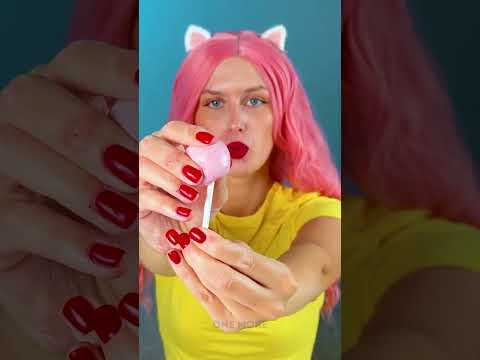 DIY Lollipop from a GUM! A realistic prank! 🍭