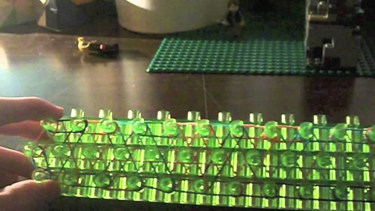 How to Make a Loom Band Weapon - YouTube