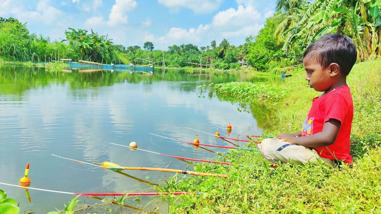 Amazing fishing video - Talent little boy catching big big fish by fish ...