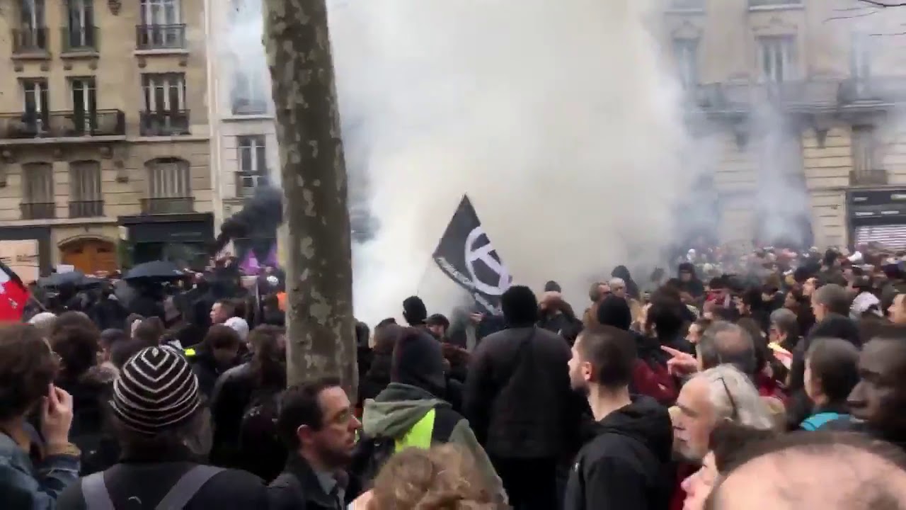 French Anarchist Demonstrations - YouTube