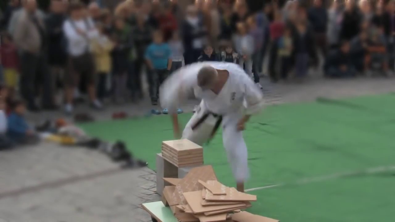 KARATE SHIWARI, MASSIMO BRAGLIA - YouTube