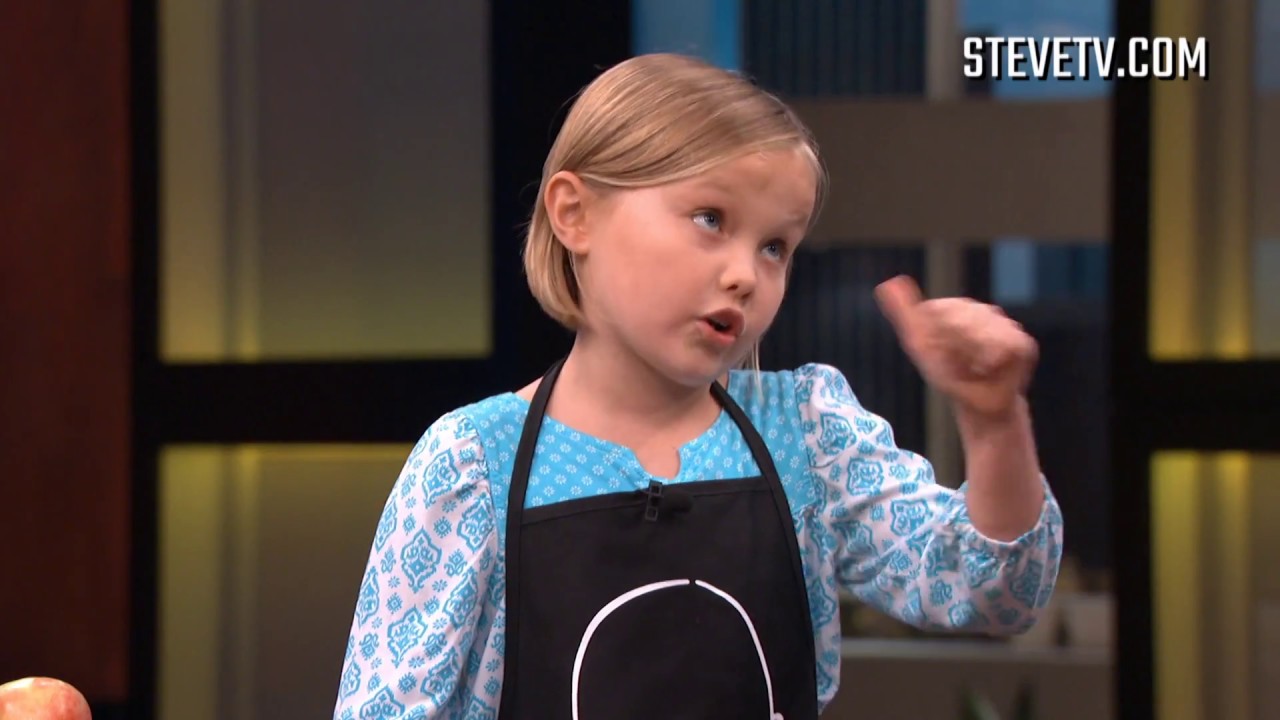 Tiny Chef Molly Makes Butternut Squash Ravioli with Steve Harvey - YouTube