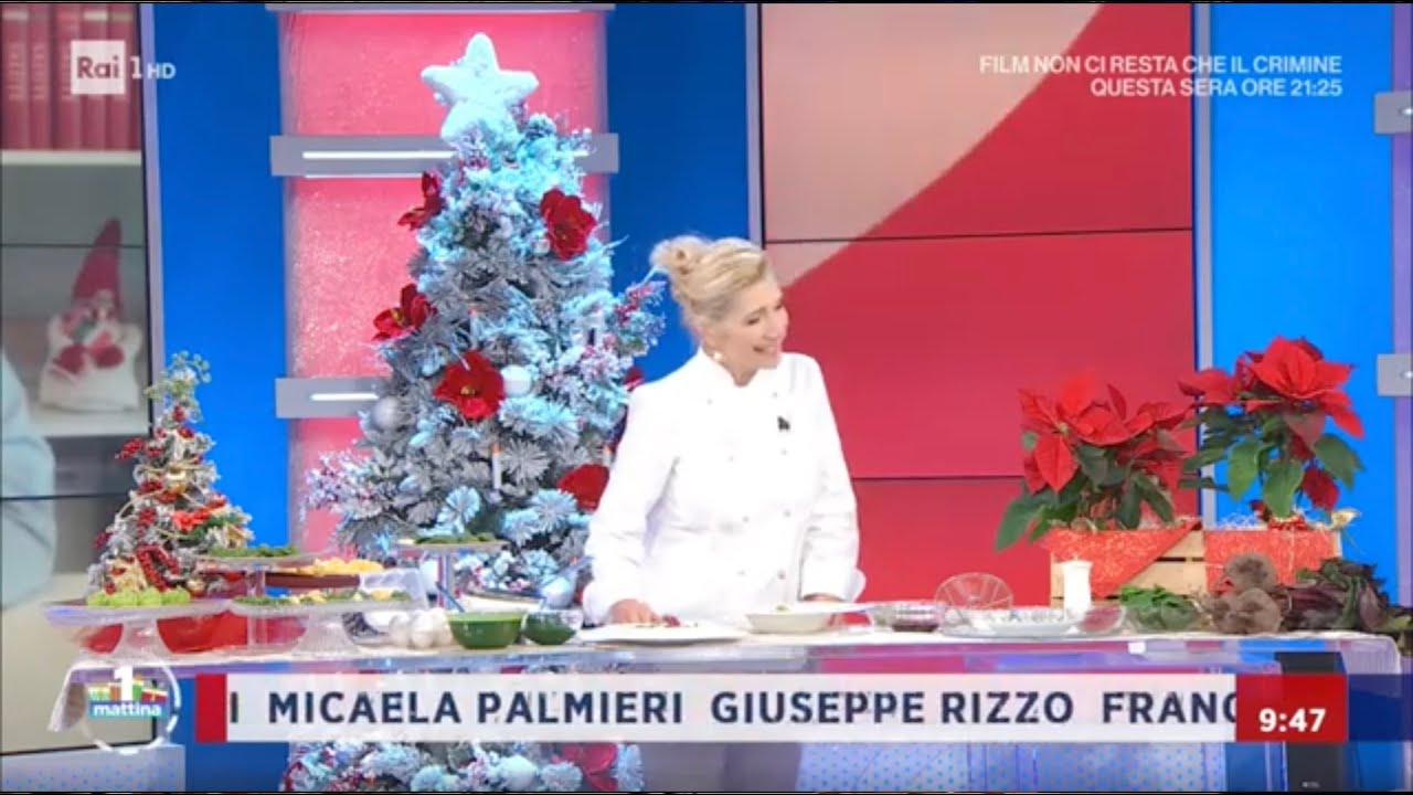 Trasmissione TV Sara Papa, Ricetta di Natale: Cappelletti colorati, Uno Mattina Rai 1 - 23.12. ...